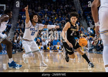 Colorado guard KJ Simpson (2) drives against Arizona State guard Adam ...