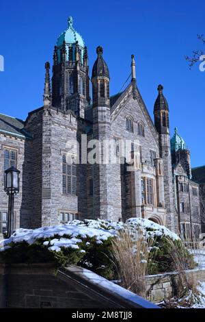 Toronto, Canada - January 15, 2022: University of Toronto campus in ...