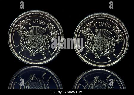 1986 £2 coin to commemorate the Commonwealth Games in Scotland Stock ...
