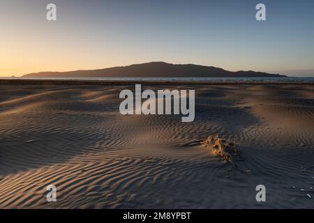 Kapiti Island and sand dunes at Waikanae beach, Kapiti District, North ...