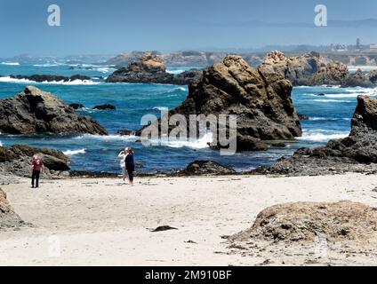The rocky, rugged and wild mouth of the Noyo River, Noyo, Mendocino ...
