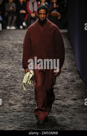 Milan, Italy. 16th Jan, 2023. GIORGIO ARMANI Fall/Winter 2023-24 Runway ...