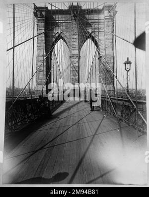 East River Bridge - Breading G. Way Stock Photo - Alamy