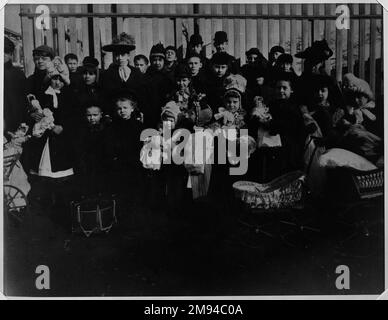 Family, Brooklyn Breading G. Way (American, 1860-1940).. Gelatin silver ...
