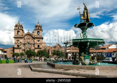 Fountain with Inca Statue in Cusco, Peru Stock Photo - Alamy