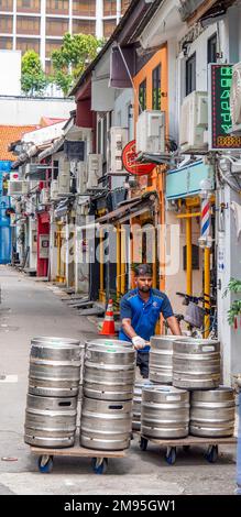 Delivery of beer kegs to a bar in Kampong Glam area of Singapore Stock ...