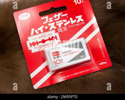 FEATHER blades FH-10B on a fur background. FEATHER Safety Razor Co ...