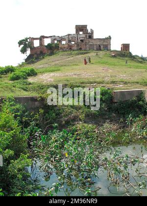 India, Bihar, Monghyr, Pirpahar Hill: Palce of Muslim Nawab Mir Qassim ...