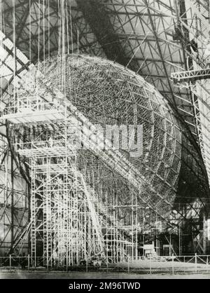 LZ 129 Hindenburg Stock Photo - Alamy