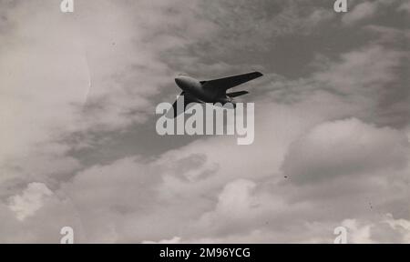 Hawker P1081, VX279, was the P1052 modified to include a straight ...