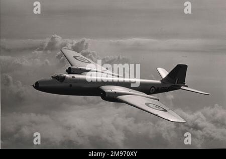 English Electric Canberra B6, WJ764 Stock Photo - Alamy