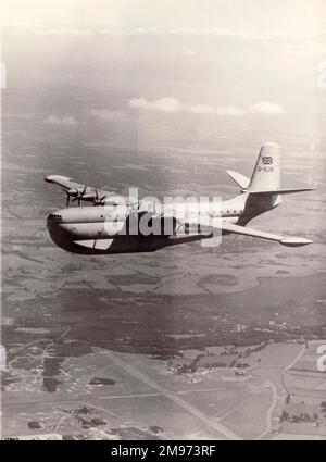 Saunders-Roe SR45 Princess, G-ALUN, off Cowes during early trials ...