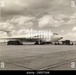 Handley Page Victor B2 with its bombload Stock Photo - Alamy