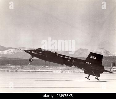 North American X-15, 56-6671, in flight with the dummy ramjet test ...