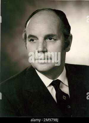 Dr George Steedman Hislop, CBE, ARCST, CEng, FIMechE, FRAeS, FRSA, RAeS ...