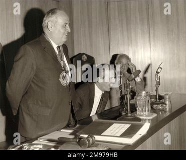 Charles Abell, OBE, FSLAET, CEng, FRAeS, 1910-1998, RAeS President 1976 ...