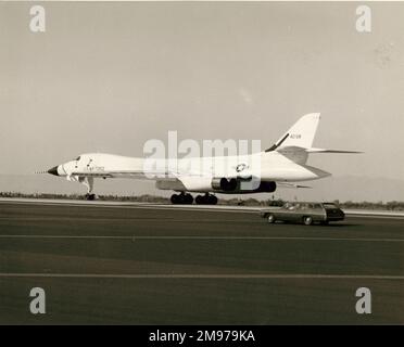 The first Rockwell B-1A, 74-0158 Stock Photo - Alamy