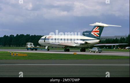 De Havilland Trident 2 G-AVFB of BEA at Duxford in 1993 Stock Photo - Alamy