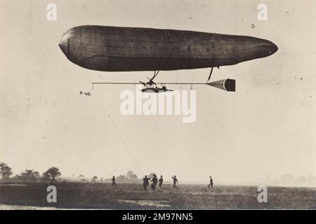 Willows No4 (Admiralty No2) airship Stock Photo - Alamy
