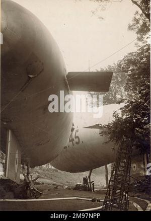 Laira Airship Moorings (sub-station to Mullion), 8 June 1918 Stock ...