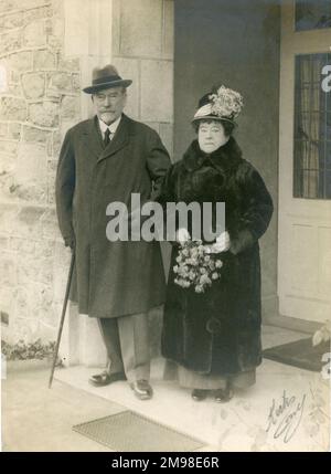 Samuel Edward Saunders with his wife about the time of their golden ...