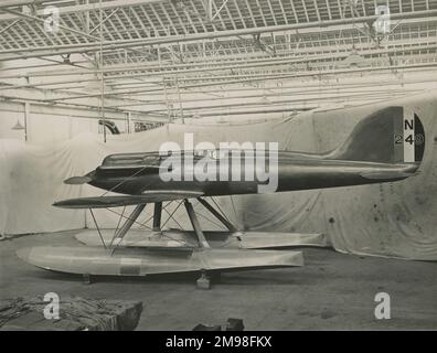 Gloster VI, N249, Golden Arrow, at Calshot in September 1929 Stock ...