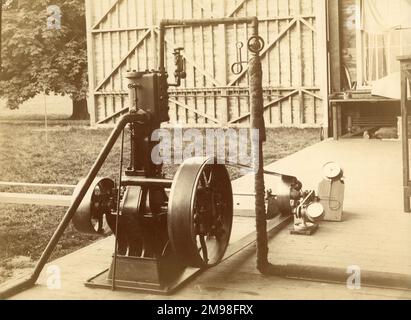 The shed at Baldwyn?s Park, Kent, where Sir Hiram Maxim constructed his ...
