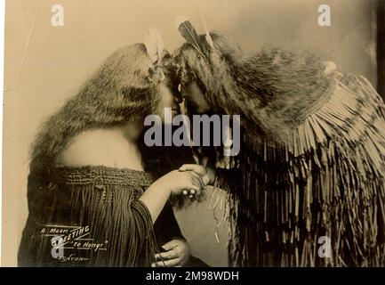 Maori Nose Rubbing Greeting - New Zealand Stock Photo - Alamy