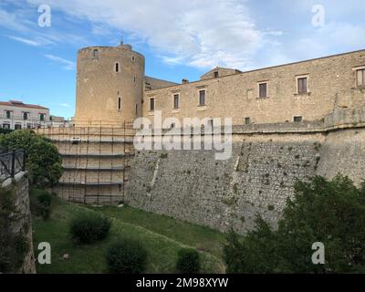 Walls of the Aragonese Castle with moat of Venosa historic city Stock ...