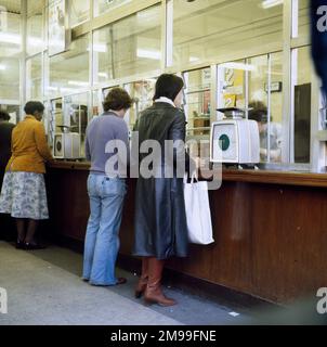 Royal Mail Post Office inside W H Smith Plaza - Oxford Street - London ...