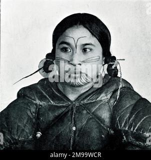 Inuit Eskimo Women Stock Photo - Alamy