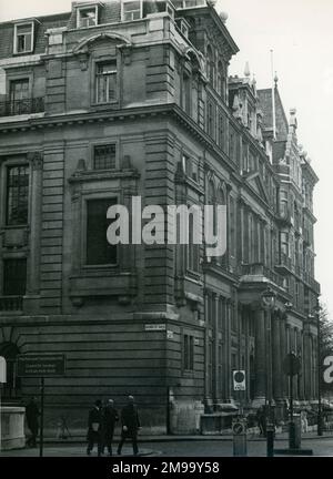 Exterior, IMechE Headquarters, 1 Birdcage Walk Stock Photo - Alamy