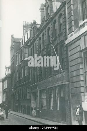 Exterior, IMechE Headquarters, 1 Birdcage Walk Stock Photo - Alamy