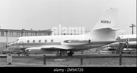 Lockheed JetStar N329J 1st prototype (msn 1001). The prototype JetStars ...