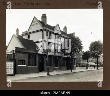 Photograph of Park Road Hotel, North Finchley (Old), London. The main ...