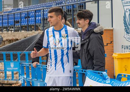 CD Leganes' new player Jon Karrikaburu during his official presentation ...