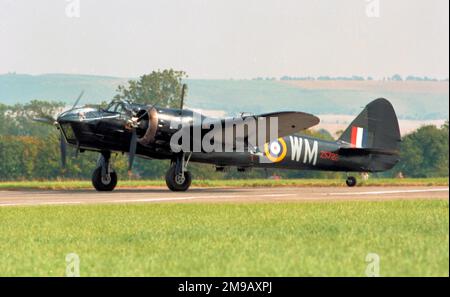 Bristol Type 149 Blenheim IVT G-BPIV / QY-C (ex RCAF 10201). A restored ...