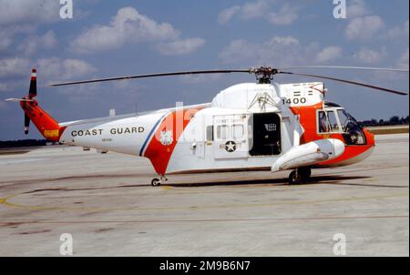 United States Coast Guard, Sikorsky HH-52A Seaguard helicopter Stock ...