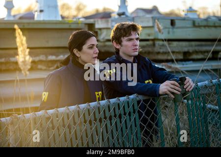 KALEIDOSCOPE, from left: Niousha Noor, Bubba Weiler, White: The Heist', (Season 1, ep. 108 ...