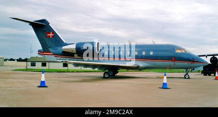 Flyvevabnet - Bombardier Challenger 604 C-172 (msn 5472), of 721 Esk ...
