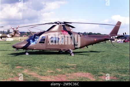 Force terrestre Belge - Agusta A109BA Hirundo H-28 - OT-ATJ (msn 0328 ...