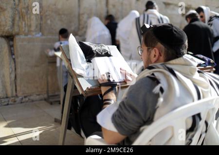Jerusalem, Israel. 17th Jan, 2023. A young Ultra-Orthodox Jewish ...