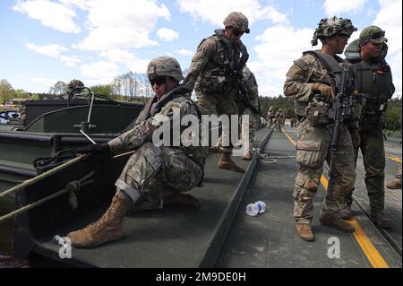 U.S. Soldiers with the 74th Multi-Role Bridge Company, 62nd Engineer ...