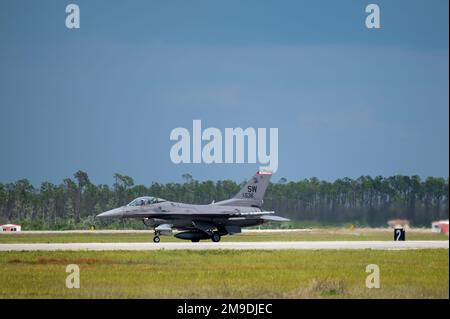 An F-16 Viper assigned to the 77th Fighter Squadron 'Gamblers' takes ...