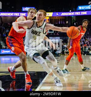 Winston-Salem, NC, USA. 17th Nov, 2018. Wake Forest Demon Deacons ...