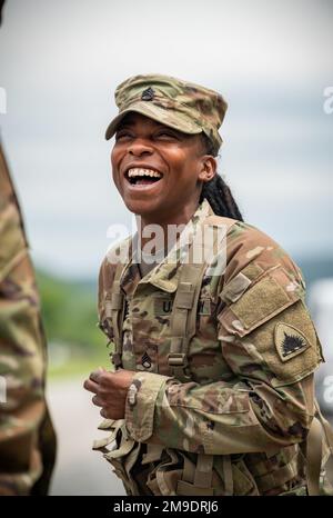 Winners of the 2022 Best Range Competition CPT Tymothy Boyle and CPT ...