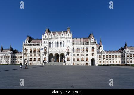 Kossuth Lajos Square, Parliament, Lipotvaros, Budapest, Hungary Stock ...