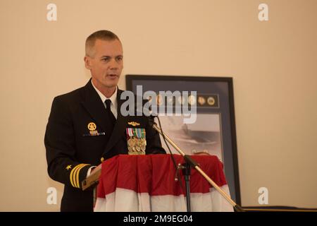 KINGS BAY, Ga. (May 19, 2022) Cmdr. Steven Dykstra, incoming commanding ...