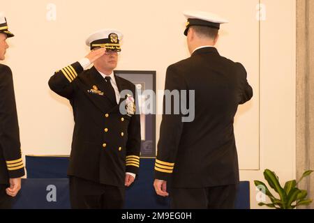 KINGS BAY, Ga. (May 19, 2022) Cmdr. Steven Dykstra, incoming commanding ...