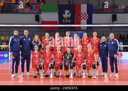 Florence, Italy. 17th Jan, 2023. Katarina Luketic (Mladost Zagreb ...